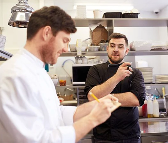 德国双元制系统美食专家（Fachmann/-frau Systemgastronomie）-